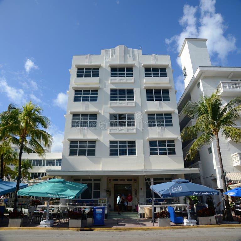 Art Deco Style Clevelander in Miami Beach Editorial Stock Image - Image ...