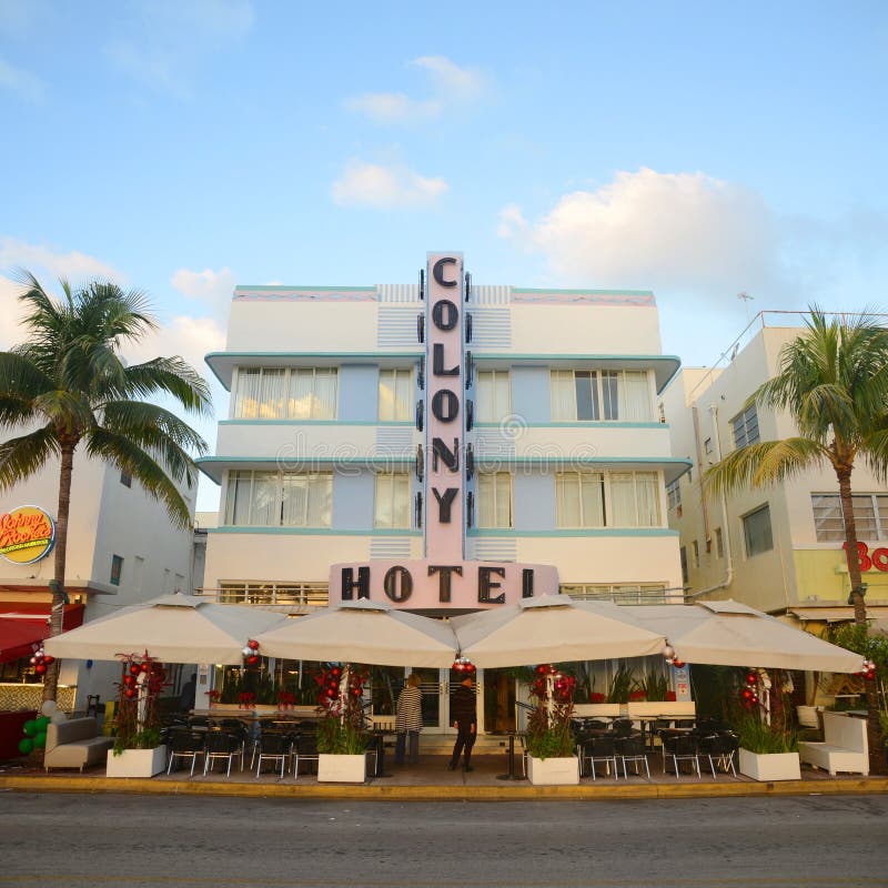 Art Deco Style Colony in Miami Beach Editorial Stock Photo - Image of ...