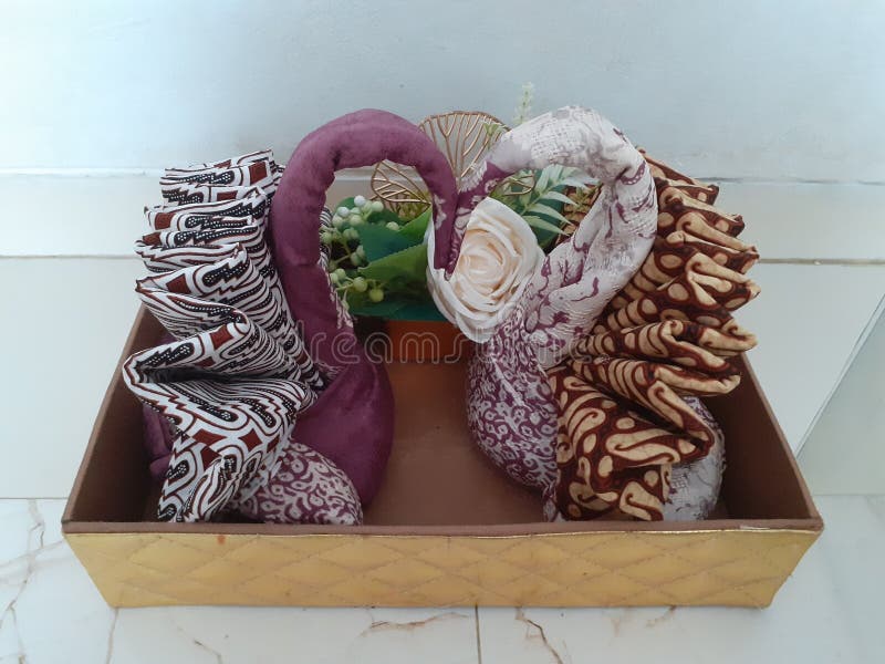 The Art of Decorating Cloth for Typical Indonesian Wedding Gifts Stock ...