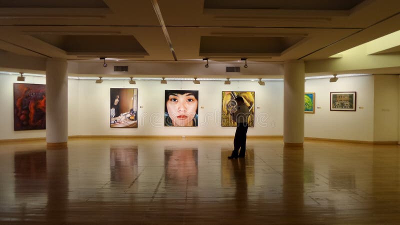 Art gallery hall editorial image. Image of watching, interesting - 51422145