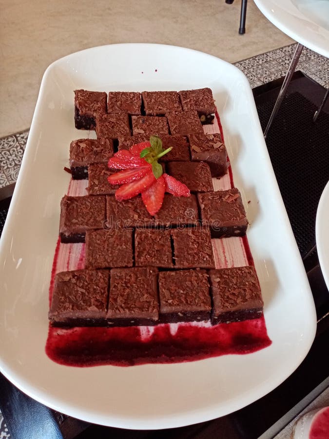 Plating Brownies Stock Photos - Free & Royalty-Free Stock Photos from ...
