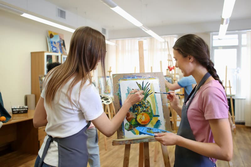 Art Students Painting in Workshop Stock Image - Image of paint, learn ...