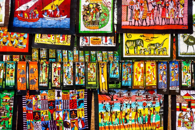Arte Finala Colorida Para a Venda Em Maputo, Moçambique Imagem de Stock ...