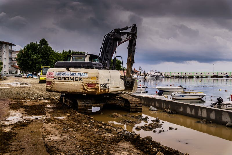 Artificial Shoreline Construction Sunset Editorial Stock Image - Image ...