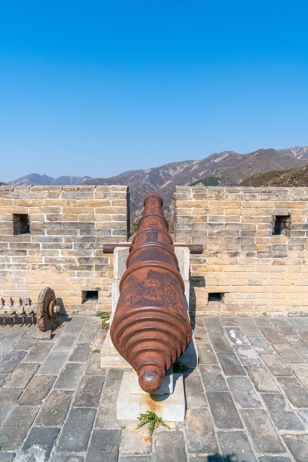 Artillery on the Great Wall of Yanmen Pass, China Stock Image - Image ...