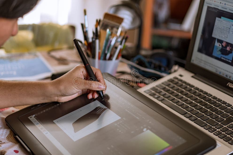 Artist Testing Brushes on Table Editorial Image - Illustration of ...