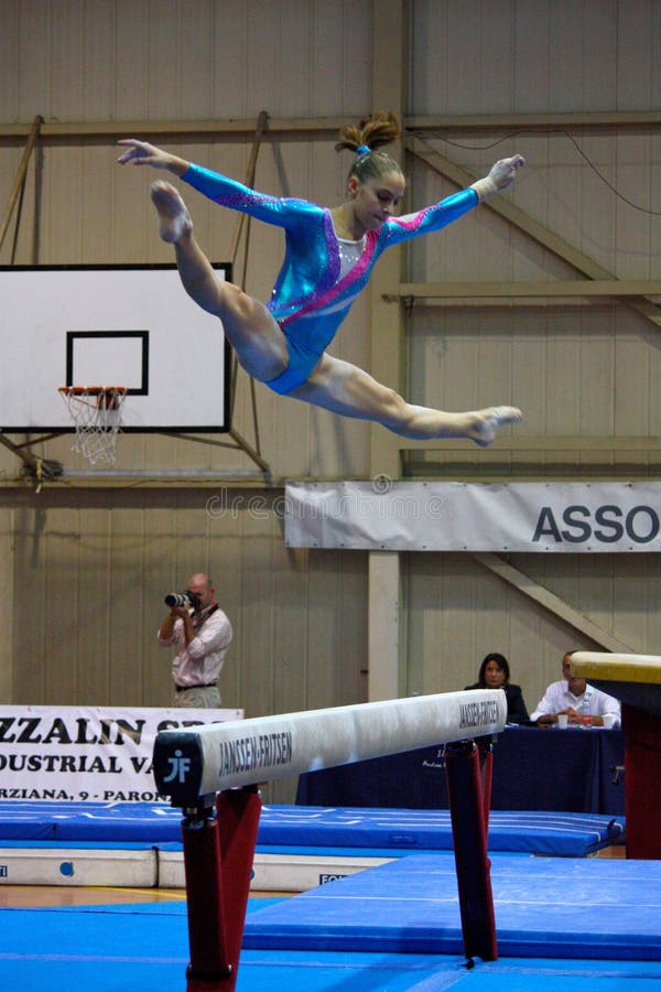 47+ Artistic gymnastics Free Stock Photos - StockFreeImages