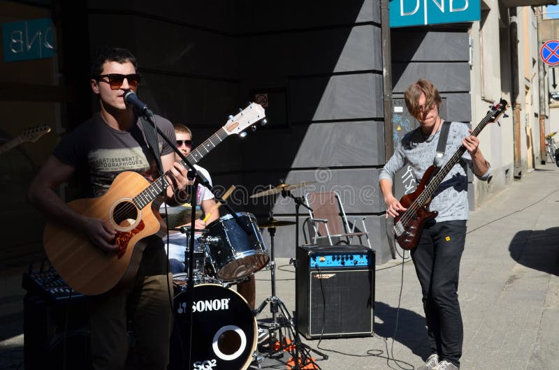 Artists Play Rock with Guitar and Drums and Sing Editorial Photography ...