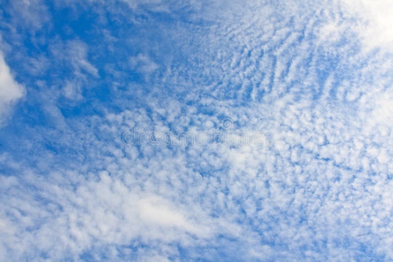 Alto cirrus cloud stock image. Image of climate, mare - 6186849
