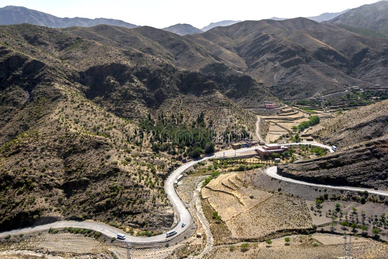 As Montanhas De Atlas Altas Em Marrocos Foto de Stock - Imagem de atlas ...