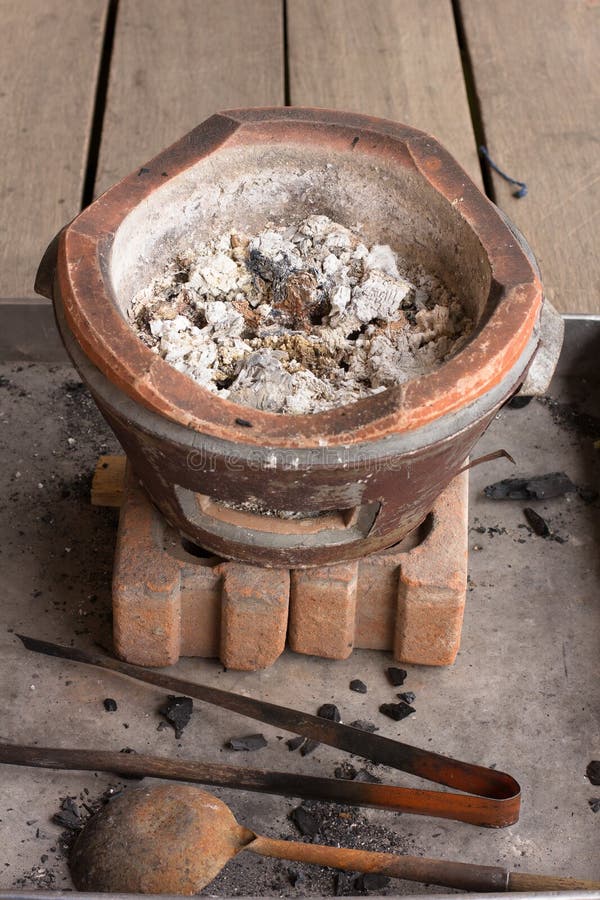 Rost und Asche stockfoto. Bild von gefahr, verrostet - 74928692