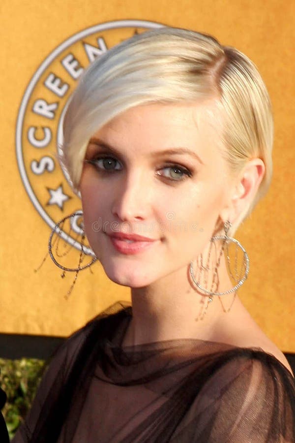 Ashlee Simpson editorial stock image. Image of fashion - 163363204