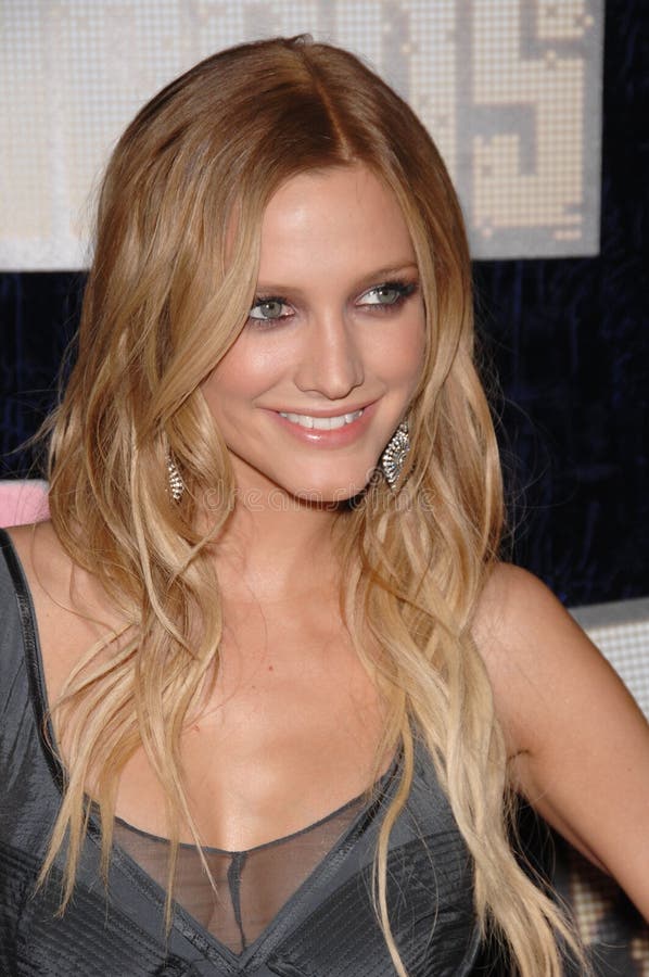 Ashley Simpson editorial stock image. Image of video - 24198969