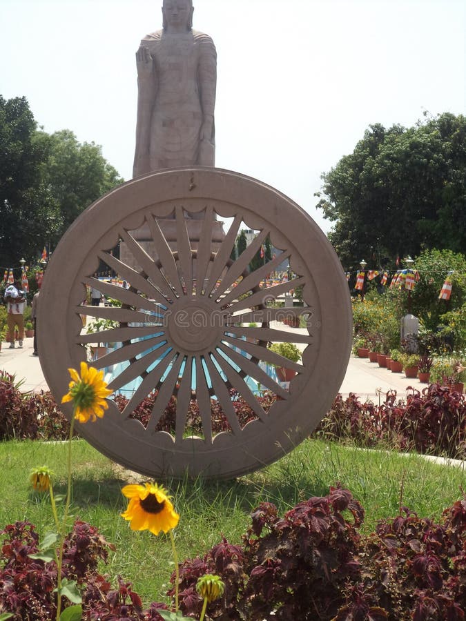 Ashok Chakra Replica in Garden Stock Image - Image of vanarasi, ashok ... Ashok Chakra Replica in Garden Stock Image - Image of vanarasi, ashok ...