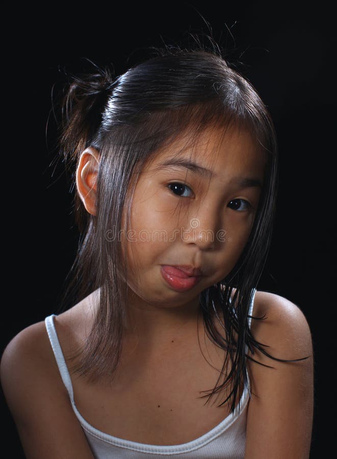 Asia gullig flicka little fotografering för bildbyråer. Bild av ...