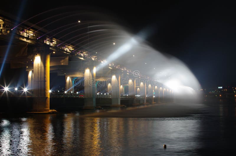 Asia editorial photography. Image of water, seoul, city - 82424097