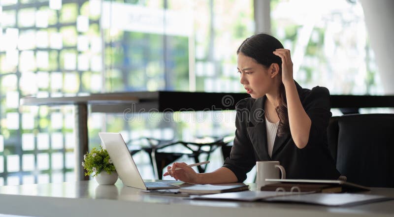 Asian Business Woman Thinking Solving Problem at Work, Worried Serious ...