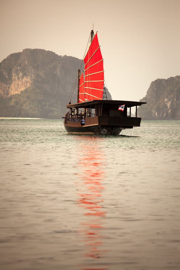 7+ Boat chinese junk Free Stock Photos - StockFreeImages