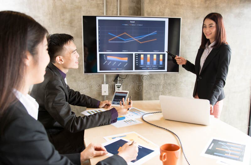 Asian Office Team Brainstorming, Plan for Solution Idea, Group of Asia ...