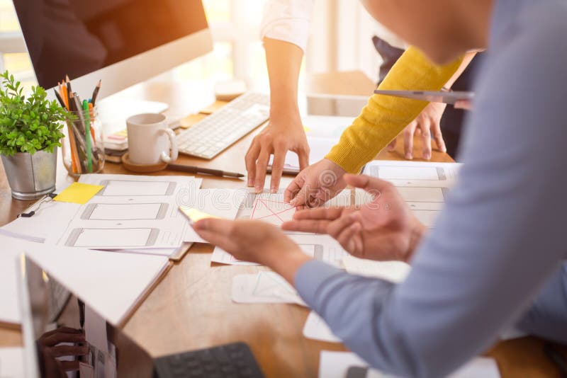 Asian Student Groups Work Together To Research Stock Image - Image of ...