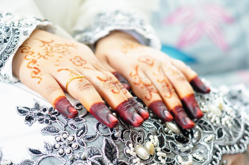 Asian Woman Hands with Henna Stock Image - Image of fashion, black ...