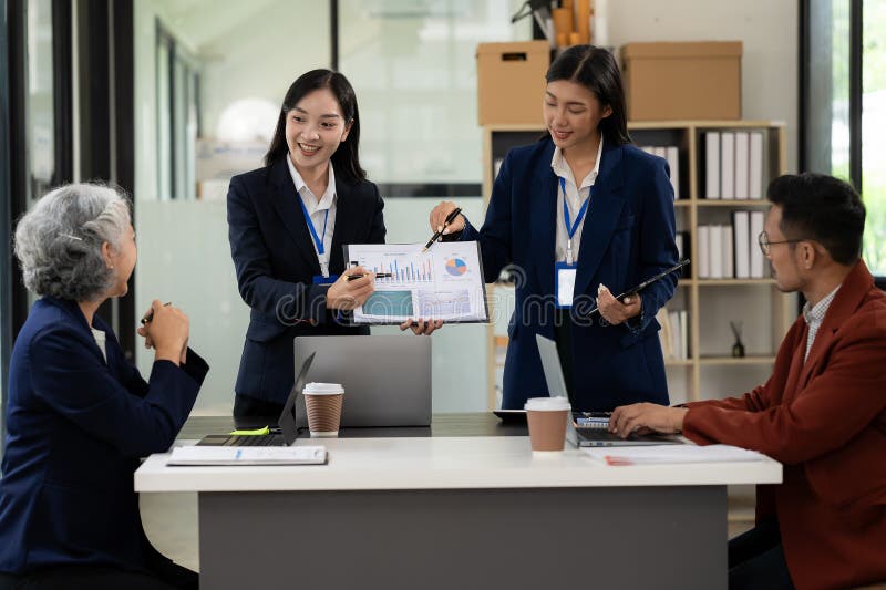 Asian Workshop Participant Team Building in Small Group Discussions ...