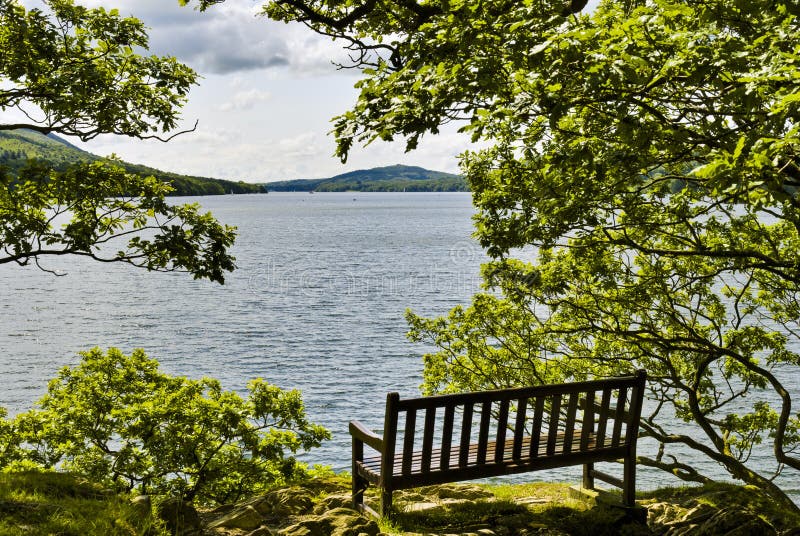 Asiente El Lago De Desatención Foto de archivo - Imagen de inglaterra ...
