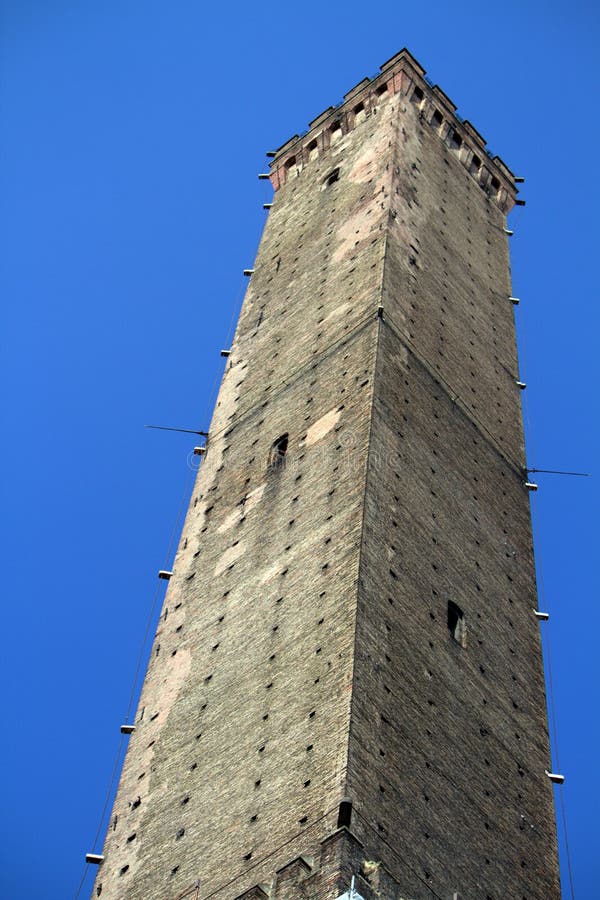 Asinelli Tower, Bologna stock photo. Image of famous - 17038930