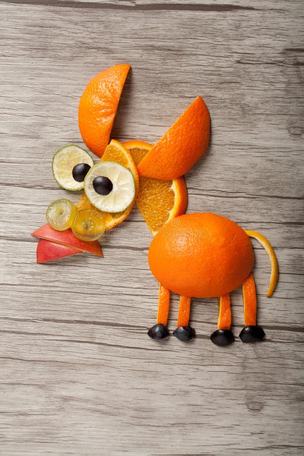 Asno Feito Da Uva E Das Laranjas Foto de Stock - Imagem de doméstico ...