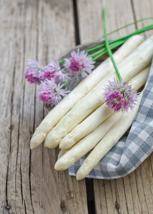 Asperge photo stock. Image du sait, allemand, pile, ressort - 23328582