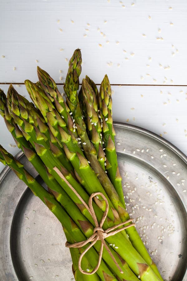 Asperge photo stock. Image du groupe, nutrition, légume - 71499674