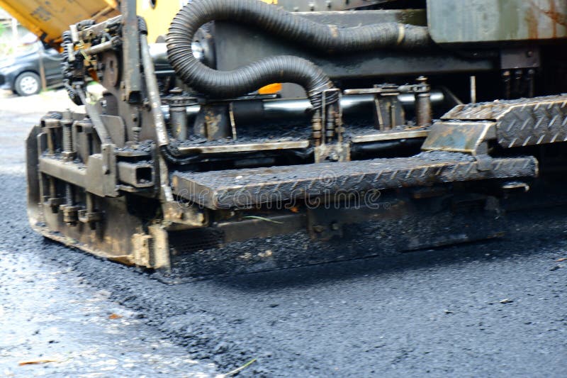 829 Asphalt Paver Machine Laying Road Surface Stock Photos - Free ...