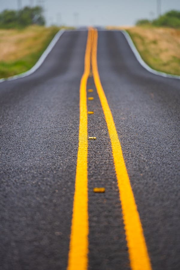Asphalt Texture, Way Background. Side View Asphalt Road on Sunny Summer ...