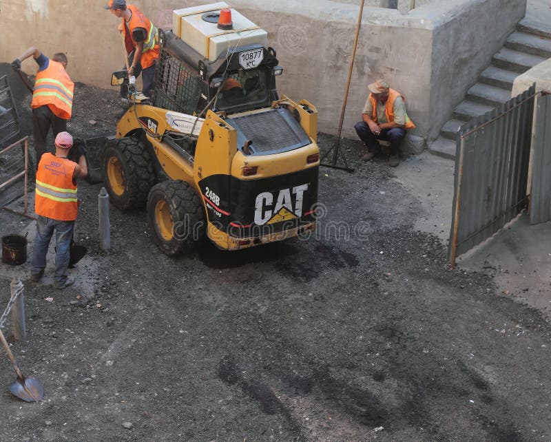 Asphalting editorial photo. Image of asphalt, machine - 58514856