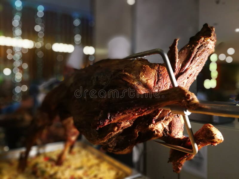 Assado de cordeiro foto de stock. Imagem de assado, cordeiro - 101272516