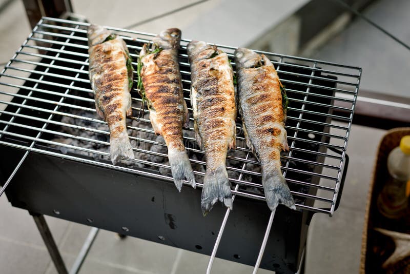 Assado do badejo foto de stock. Imagem de ingrediente - 46355238