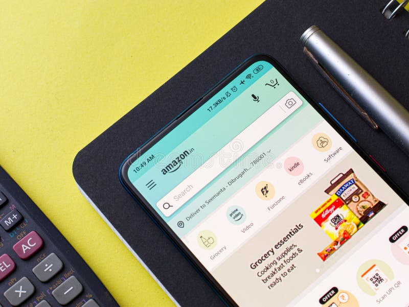 Assam, India - April 28, 2020 : Amazon, Biggest Online Shopping Site ...