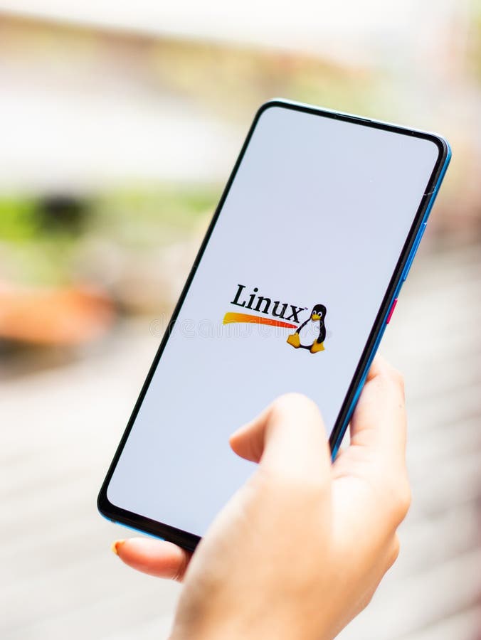 Assam, India - January 15, 2020 : Linux Logo on Phone Screen Stock ...