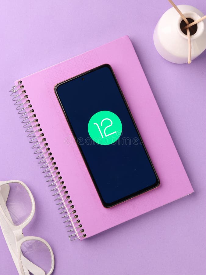 Assam, India - May 19, 2021 : Android 12 Logo on Phone Screen Stock ...