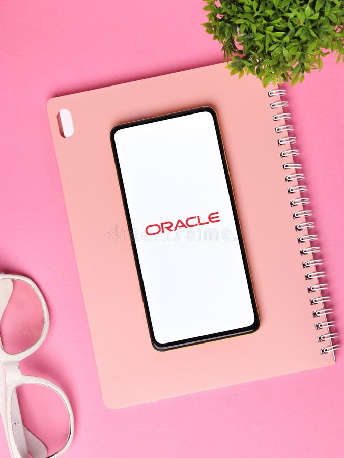 Assam, India - November 15, 2020 : Oracle Logo on Phone Screen Stock ...