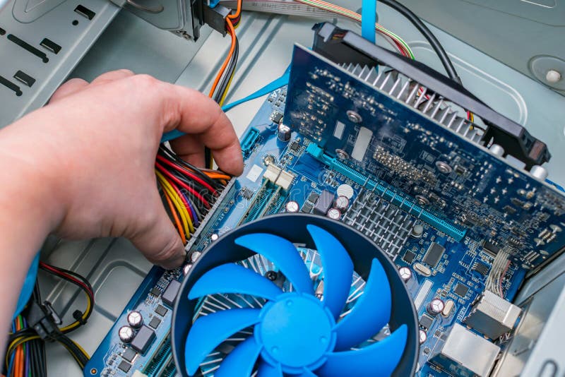 Assembly and Maintenance of the Computer, Connecting the Main Power ...