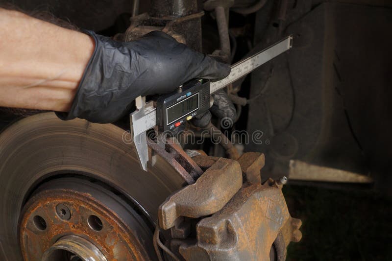 Brake Discs. Assessment of Technical Condition, Thickness Measurement ...