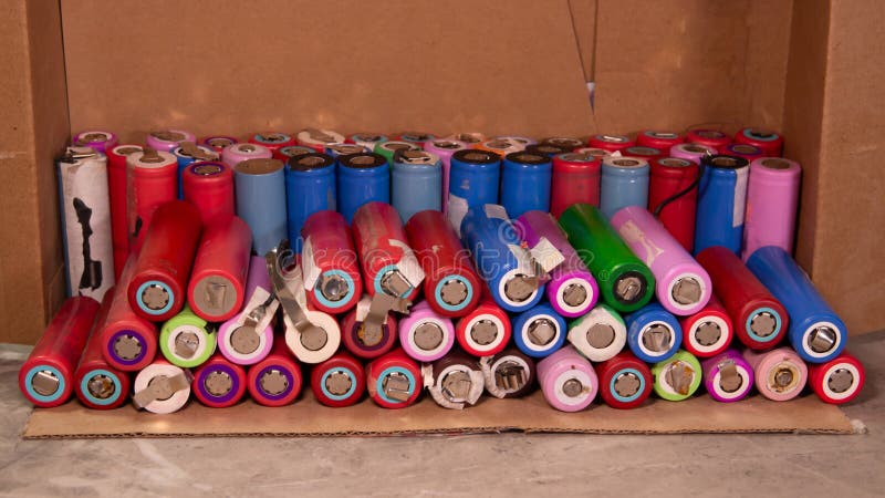 Assorted Lithium-ion Batteries in a Box: DIY Power Bank Concept Stock ...