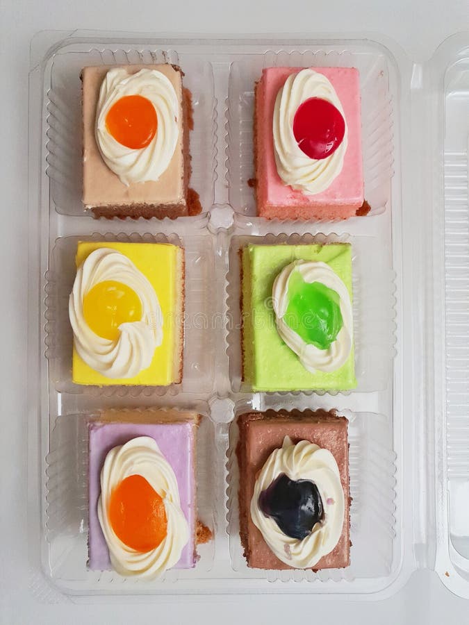 Mini Cup Cake stock image. Image of cream, ingredient - 55579259