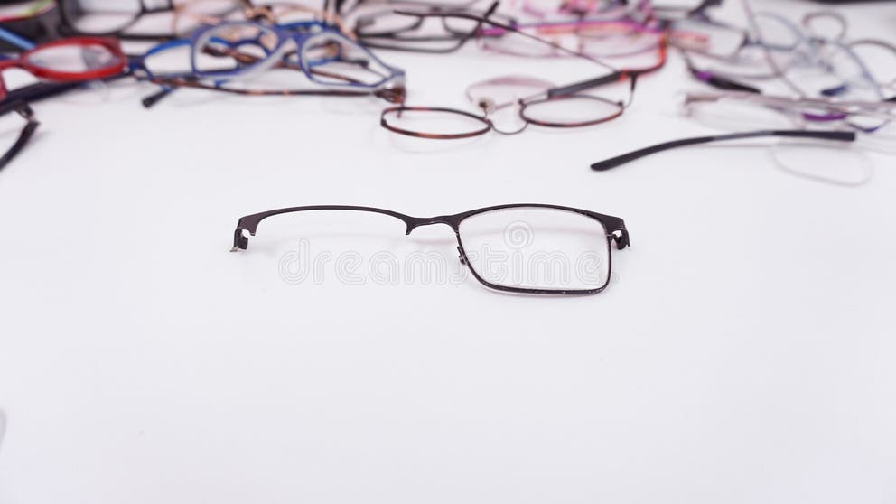 Assortment of Broken Optical Eyeglasses, Broken Hinges, Missing Lenses ...