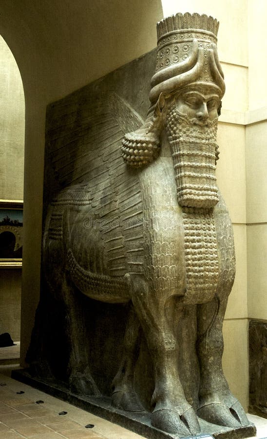 Assyrian Lamassu editorial photography. Image of statue - 300272102