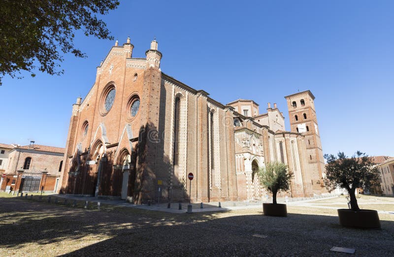 Asti - the Cathedral - Cattedrale Di Santa Maria Assunta E San Gottardo ...