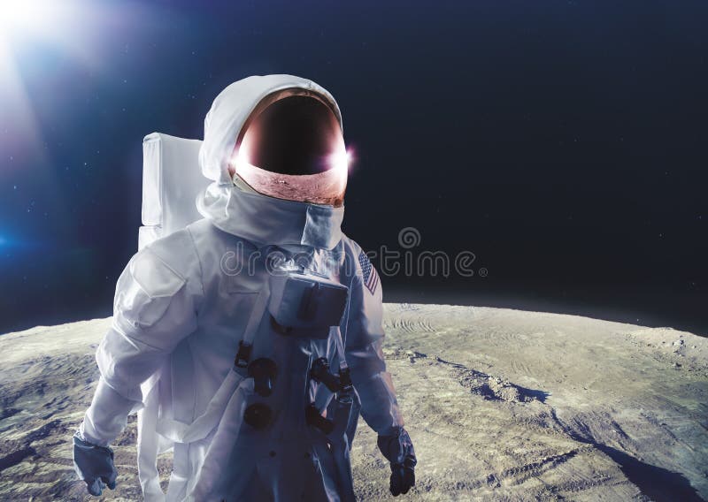 Astronauta que anda na lua imagem de stock. Imagem de estrela - 61957379