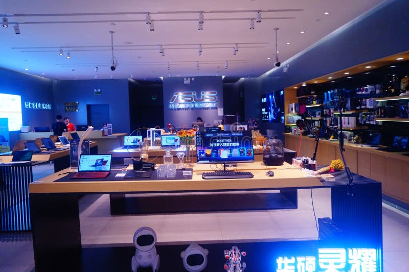 Shenzhen, China: Laptop Sales Mall Editorial Stock Photo - Image of ...