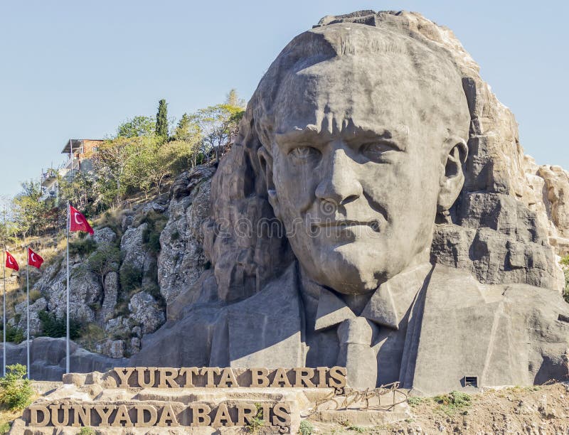Karsiyaka/Bostanli/Izmir/Turkiet, Mustafa Kemal Ataturk Scu ...